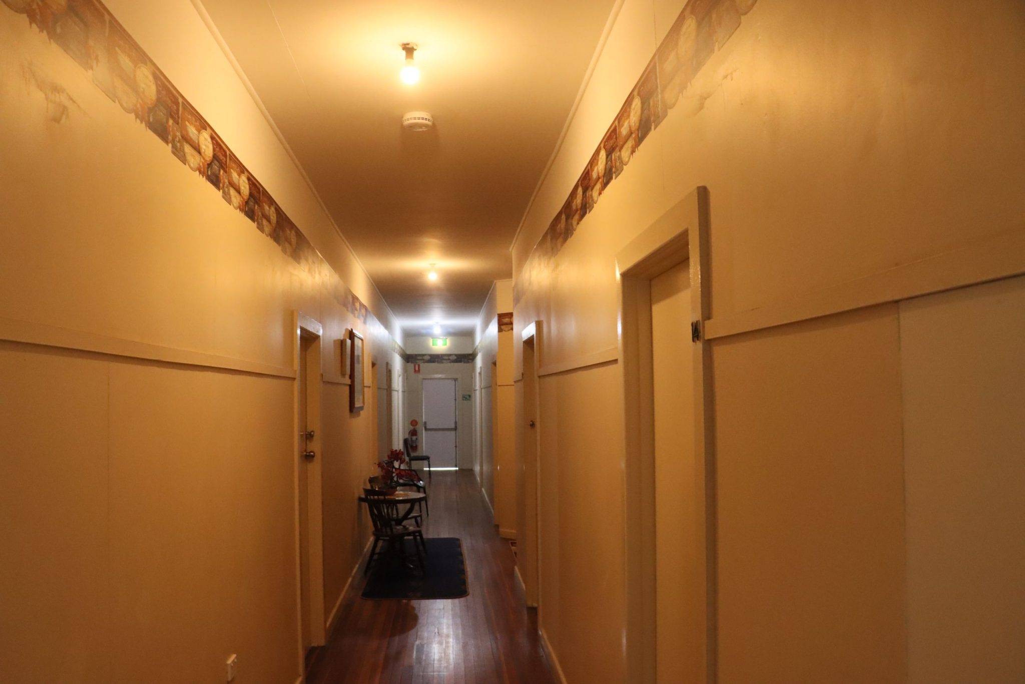 Woodenbong - Aussie Hotels, Pubs, Towns.