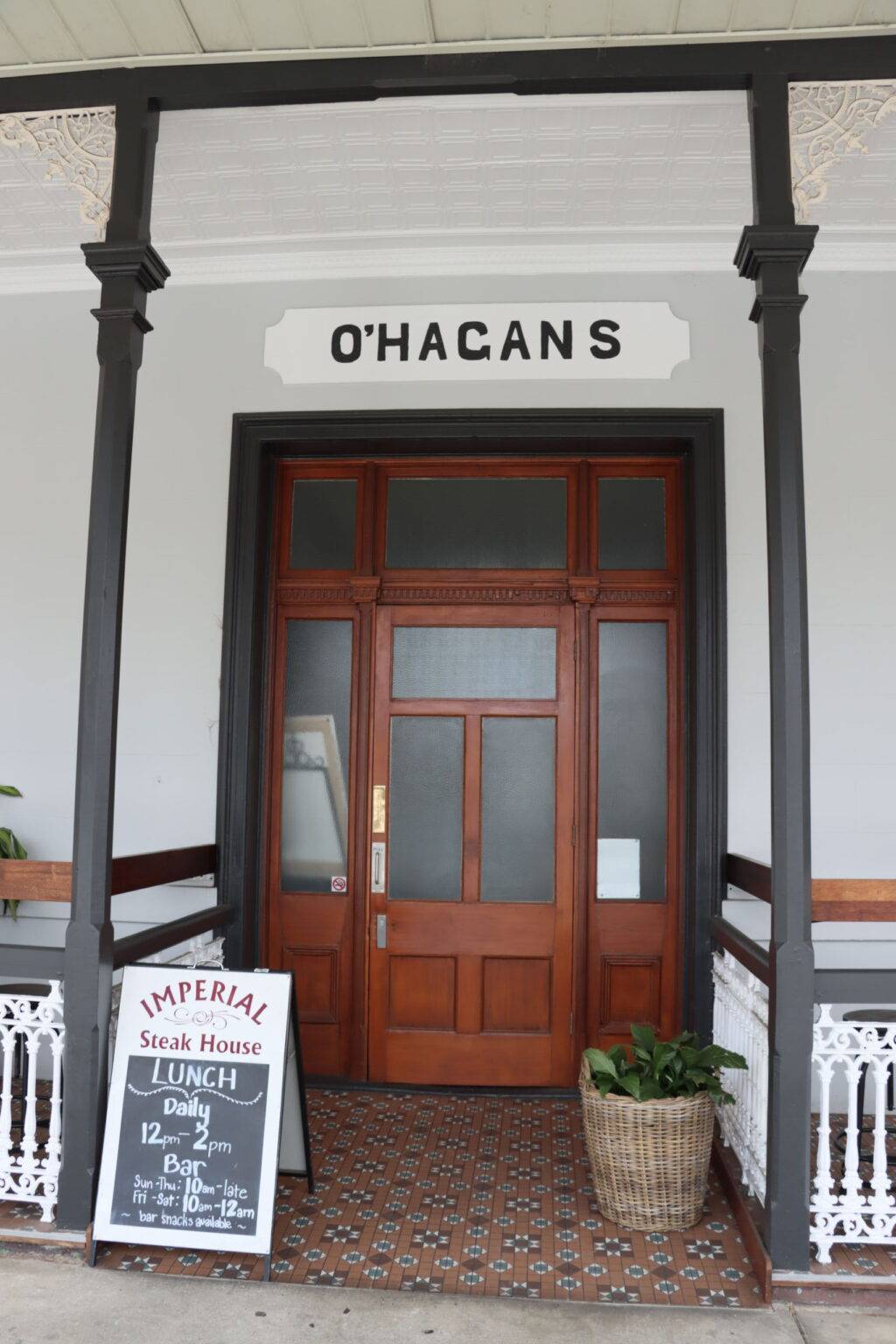 Warwick Hotel, Warwick, Queensland. Australia. - Aussie Hotels, Pubs ...